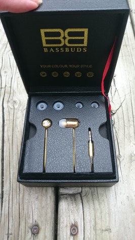 Review of the BassBuds 24 Carat Gold Earphones – Take It Personel-ly