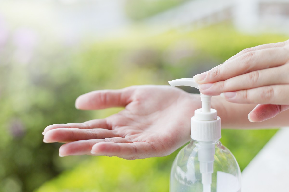 How Is Hand Sanitizer Made? The Entire Process From Start to Finish ...