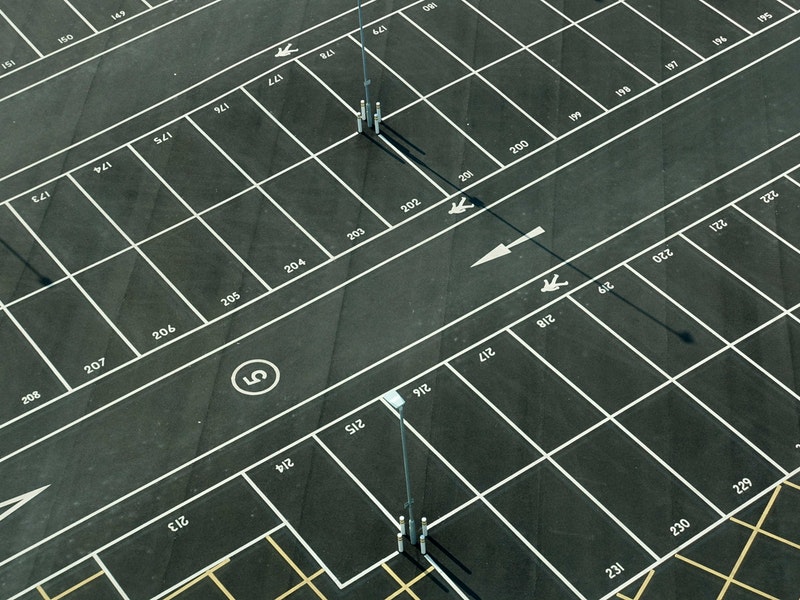 Improving the Efficiency of Your Parking Lot: 7 Tips – Take It Personel-ly