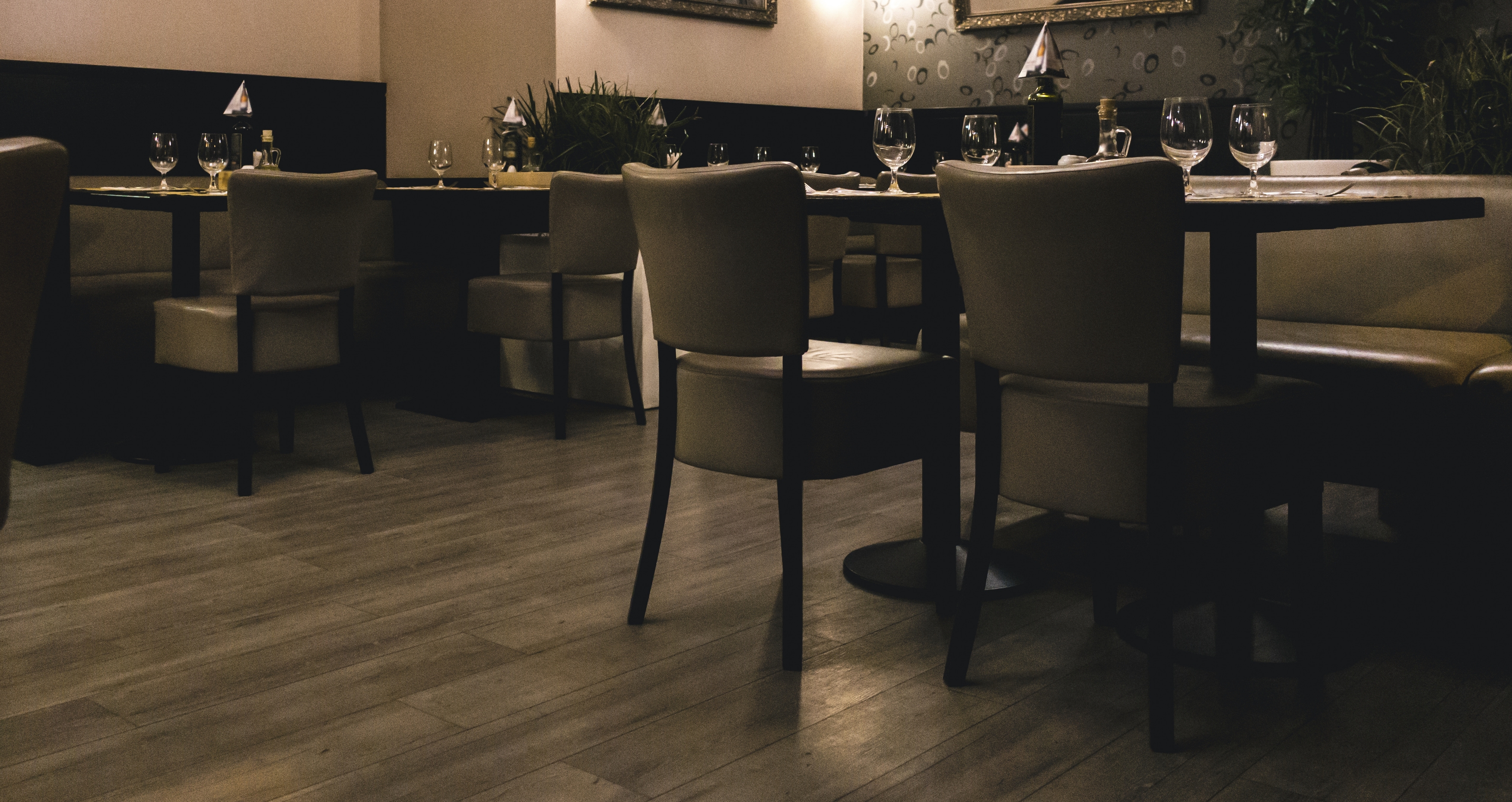 Fancy restaurant interior – Take It Personel-ly